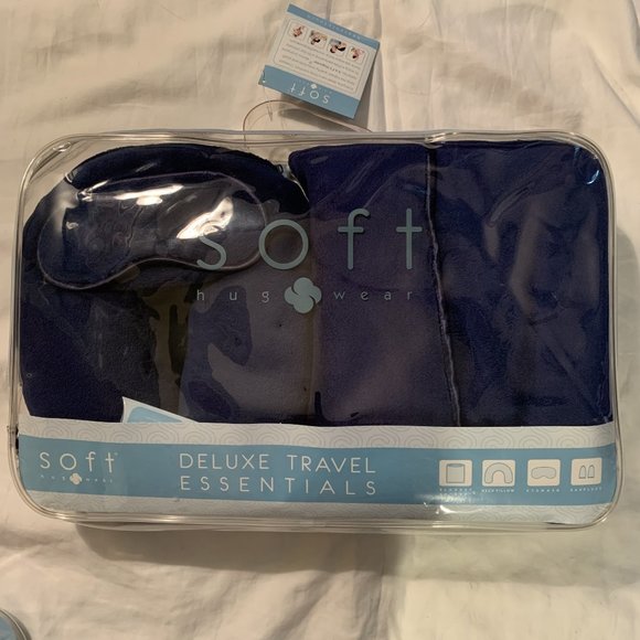 Soft Hug Wear | Accessories | New Soft Hug Wear Deluxe Travel ...